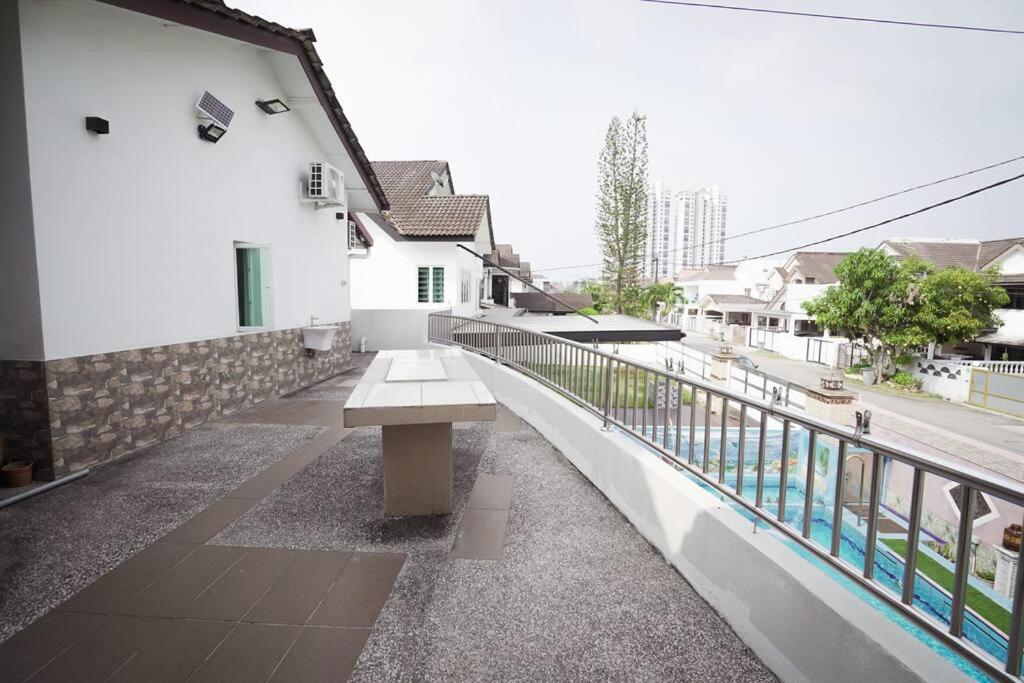 Pantai Klebang48 Villa/30Pax/PrivatePool, Kelebang Besar (updated ...