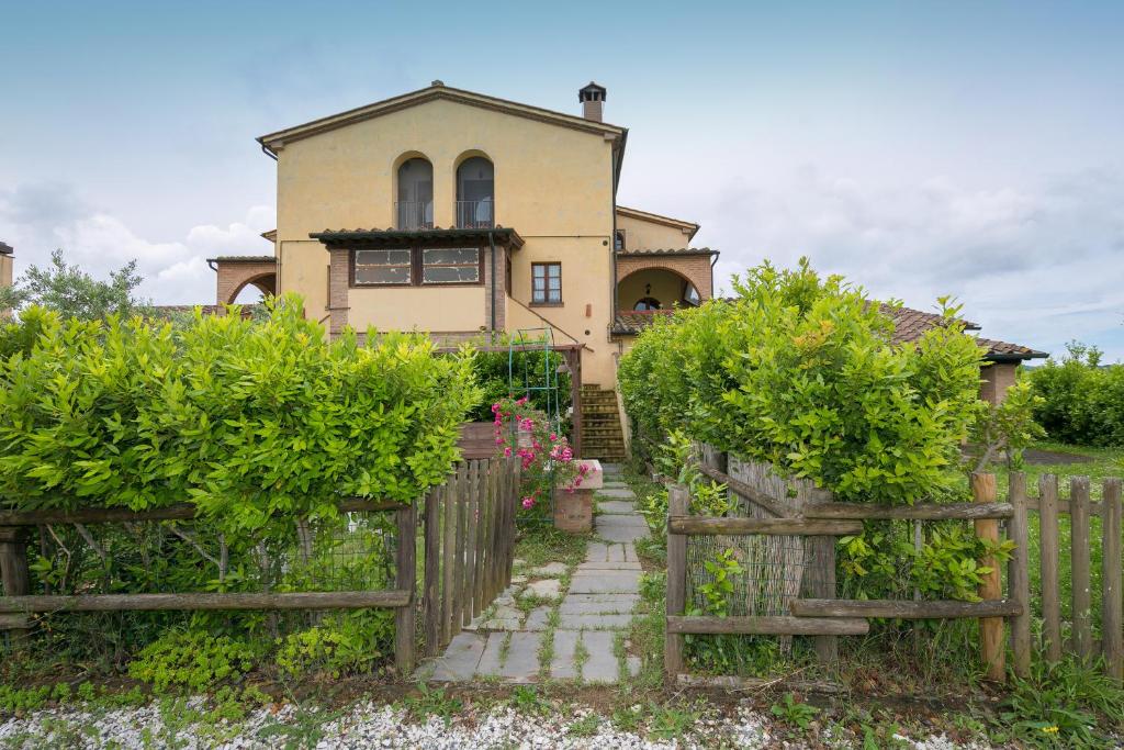 La casa colorata, Montecatini Val di Cecina (updated prices 2025)