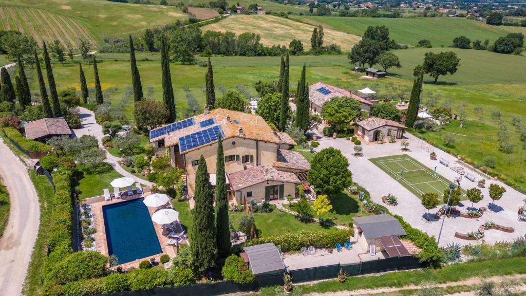 CASALE SANTA LUCIA 8&2, Emma Villas, Bettona (updated prices 2025)