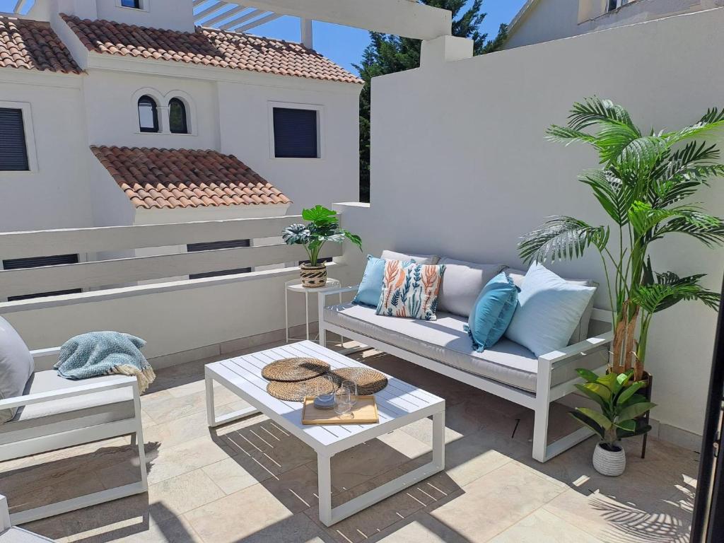 Noctua House Campanario, Estepona (updated prices 2025)