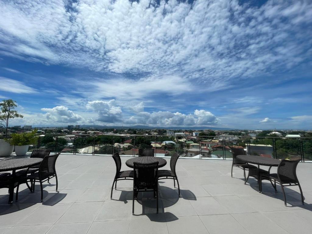 Abreeza place tower 1 Davao city, Давао - обновленные цены 2023 года