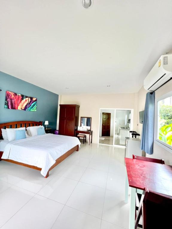 Lay Back Villa C4, Ban Nong Thale (updated prices 2026)