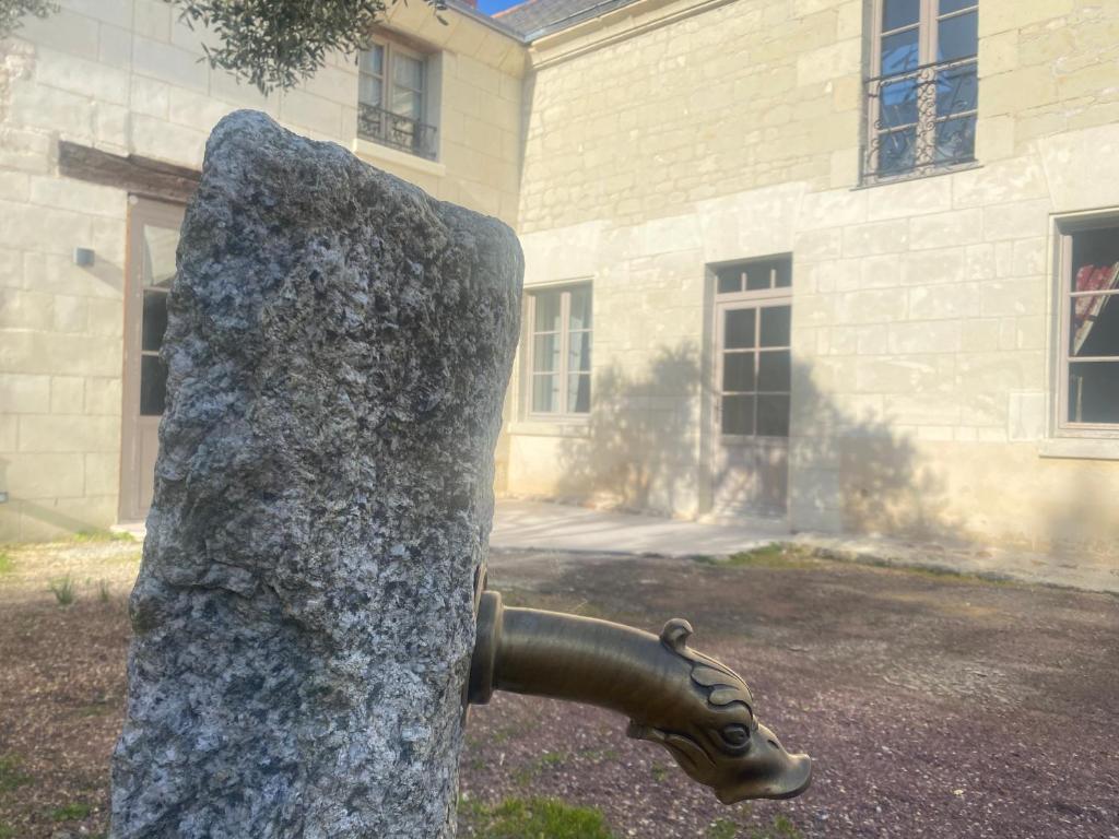 Logis huit clos calme et romantique proche Saumur, Le Coudray-Macouard (tarifs actualisés, 2026)