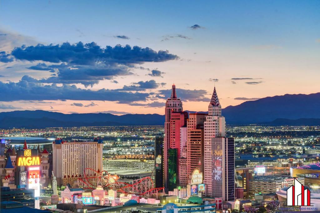 MGM Signature-33-805 F1 Track & Strip View Balcony, Las Vegas – Updated 2023 Prices