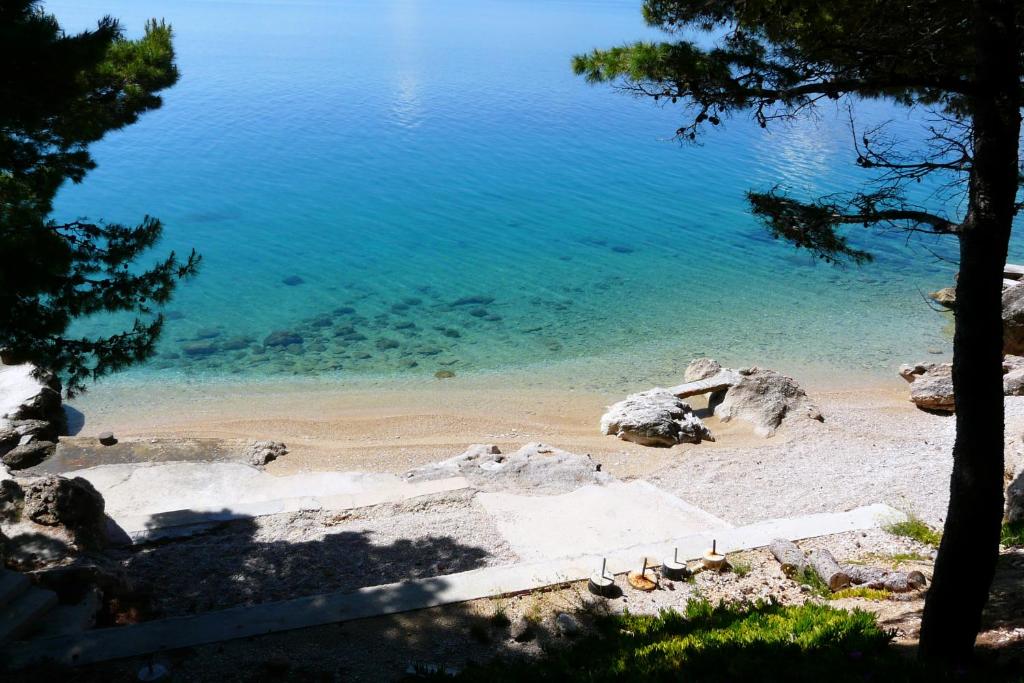 Apartments by the sea Mimice, Omis - 21422, Mimice – Updated 2023 Prices