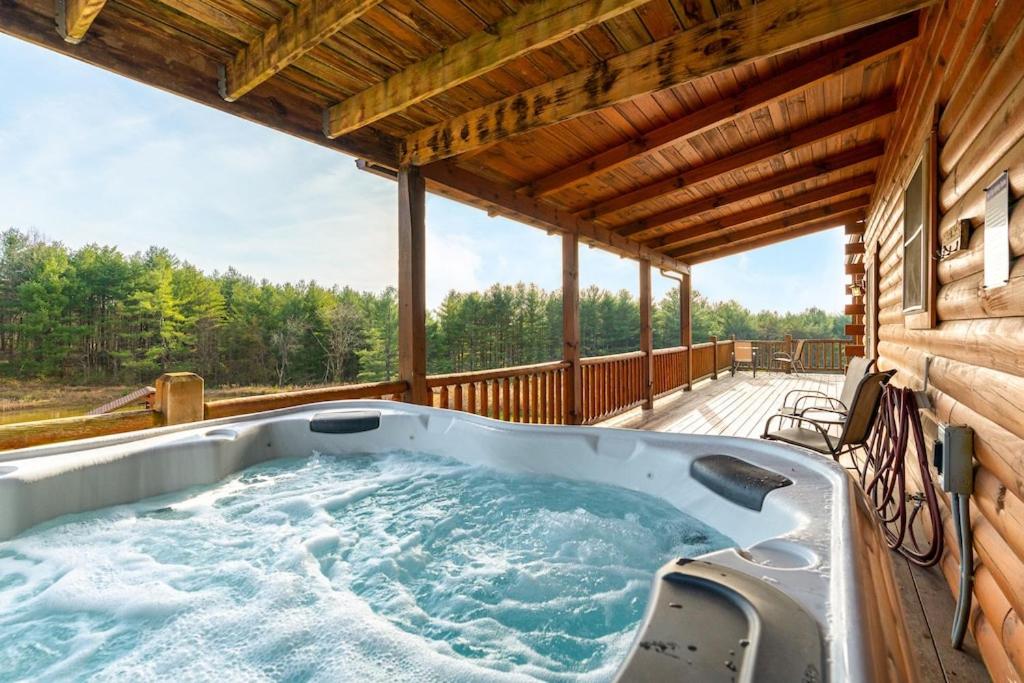 The Lookout, Logan (updated prices 2026)