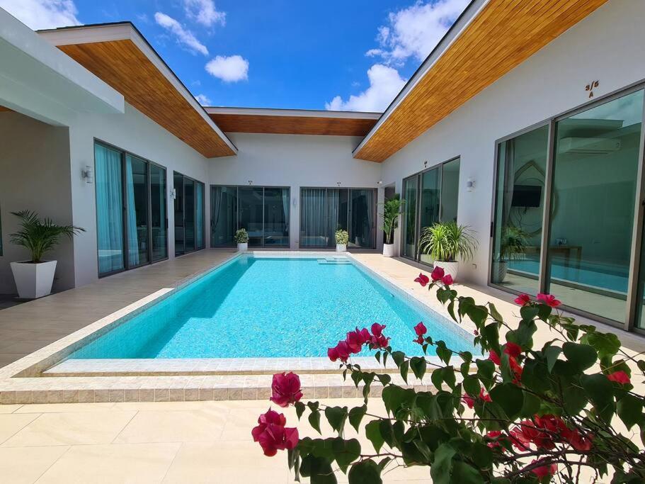 Villa Mimosa 2, Splendid 3 Bedroom Master Ensuite, Phuket (aktualisierte Preise für 2026)