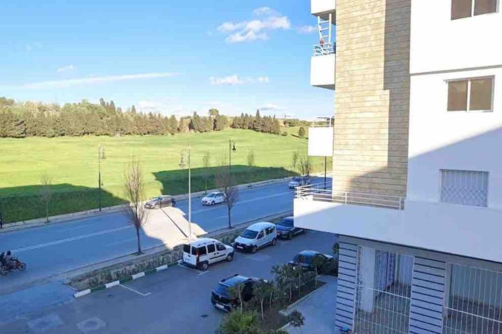 Magnifique appartement avec parking sur place (Marokko Tanger ...