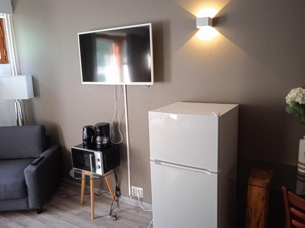 Ellivuori, Ellin Pooli 5, Sastamala (updated prices 2025)