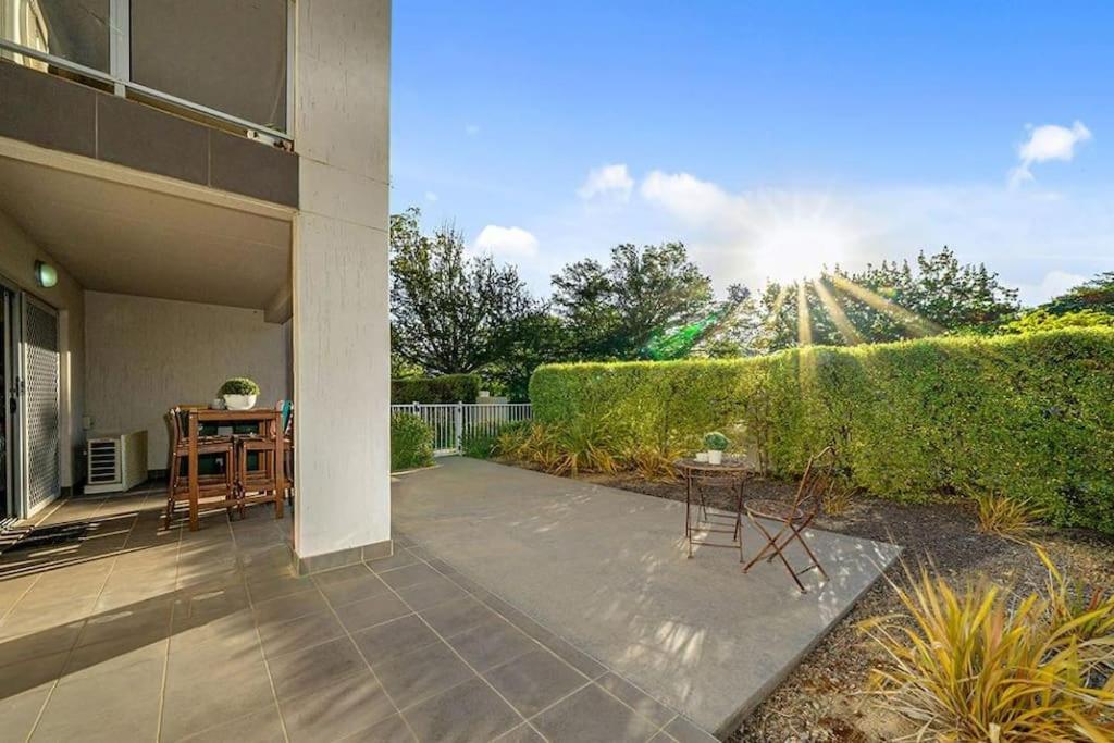 Courtyard ground floor Apt 2 Bed 1 Bath 1 Car, Canberra (updated prices ...