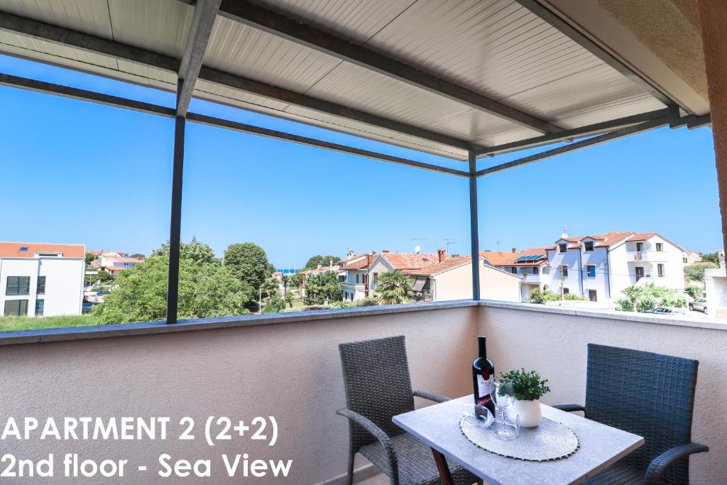 Sunshine Apartments Funtana with balcony and sea view, Funtana ...