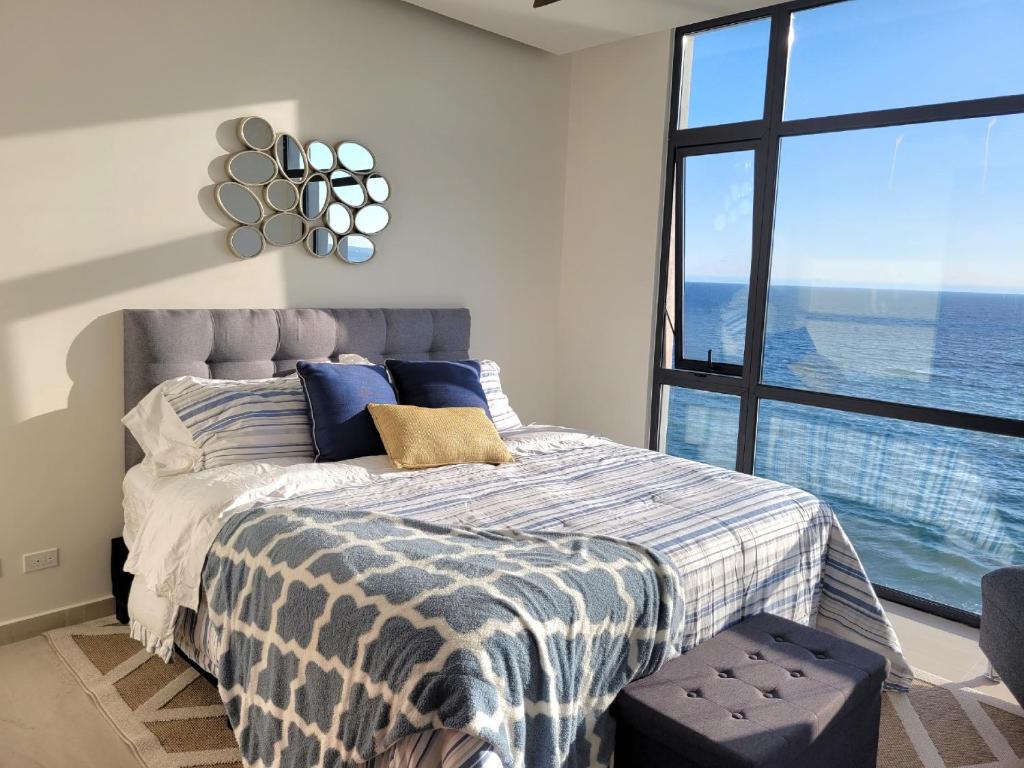 Beachfront Luxury Seaside Condo + Pool & Jacuzzi, Rosarito – Precios ...