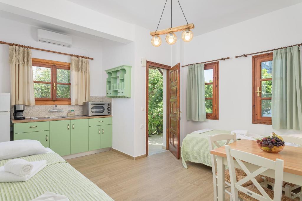 Lemon Tree Apartments Samos, Votsalákia (updated prices 2025)