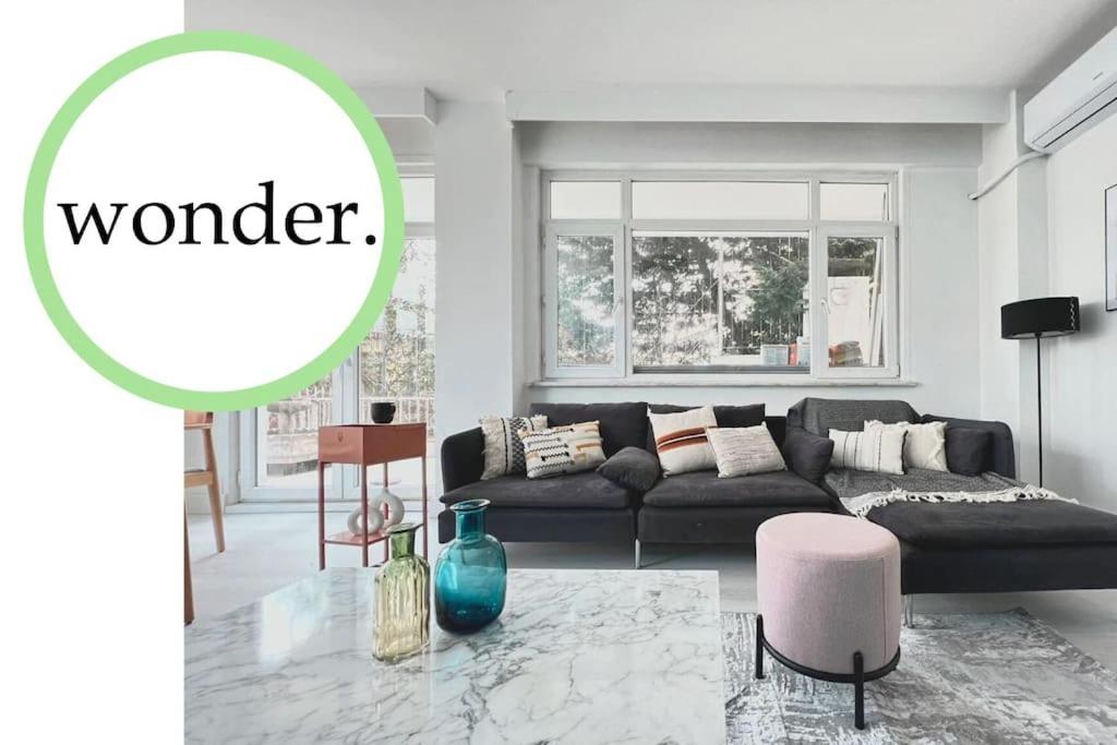 Wonder Homes- Stylish 4BR Flat, Terrace, Sea View, Kabatas, Istanbul ...