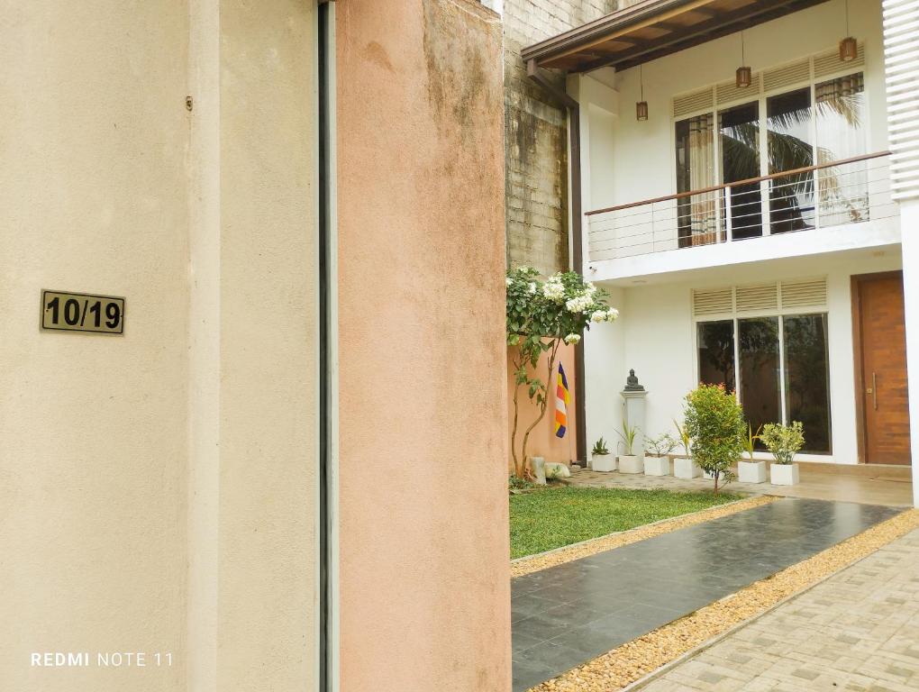 New White House, Homagama – Precios actualizados 2023