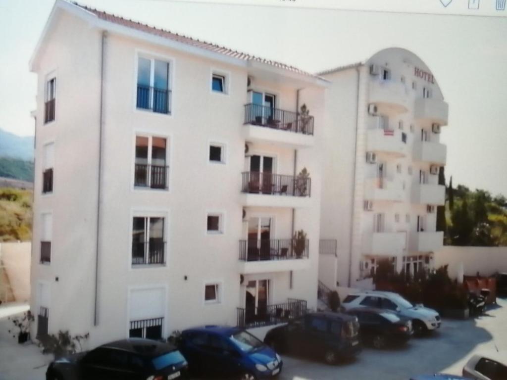 Apartments Kudra with parking, Herceg-Novi (updated prices 2026)