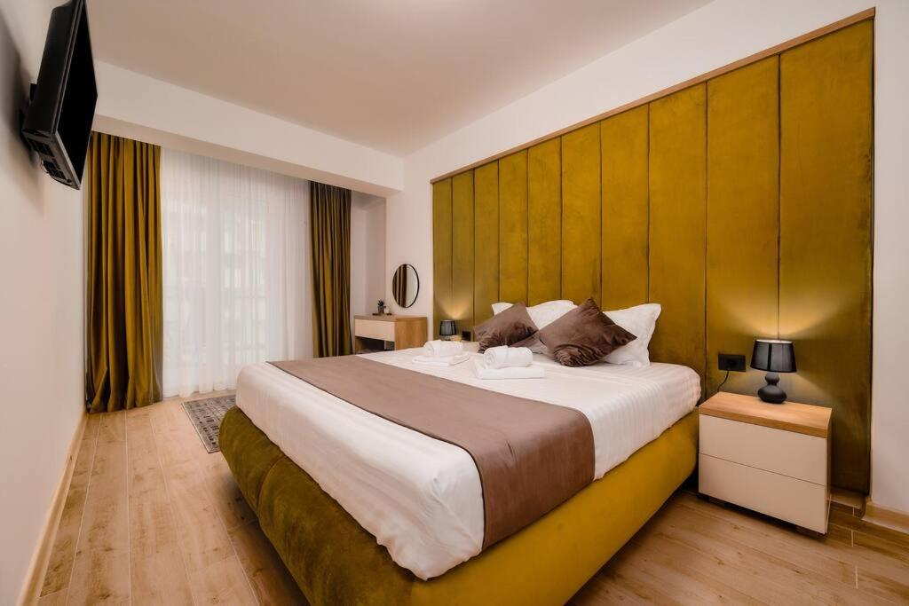 Mustard Skyline Infinity Pool&Spa Resort, Năvodari (precios ...