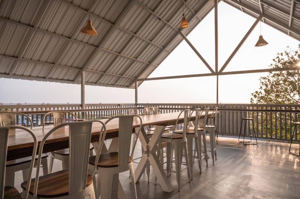 Praveg Beach Resort Daman Lighthouse Beach, Daman (updated prices 2025)