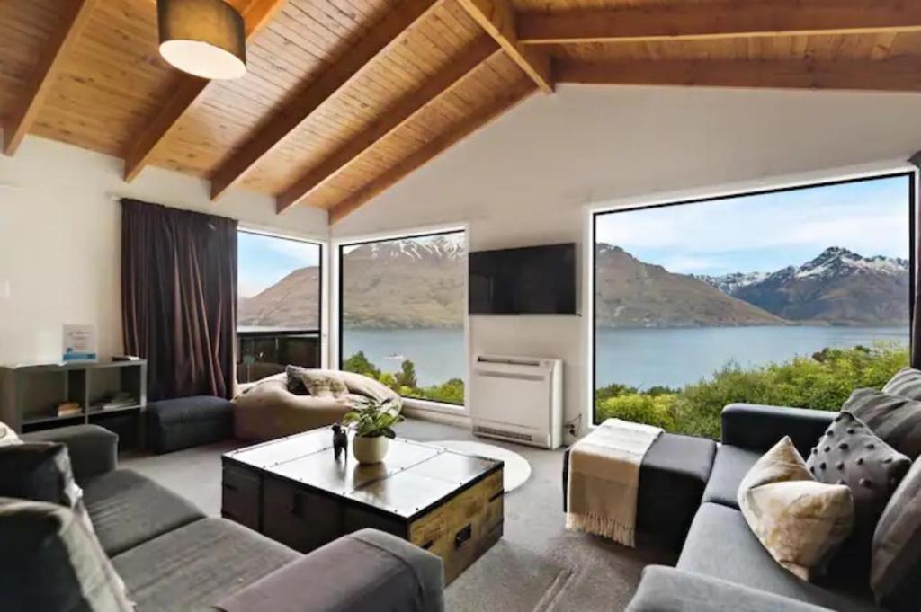 The Alpine - Queenstown Holiday Home, Queenstown (updated prices 2025)