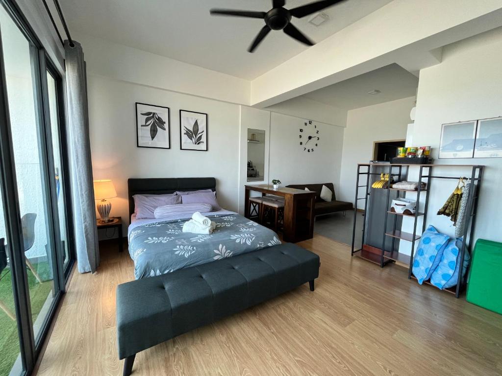 Kuantan Imperium swiss bell seaview cityview by Avenzee - Kuantan