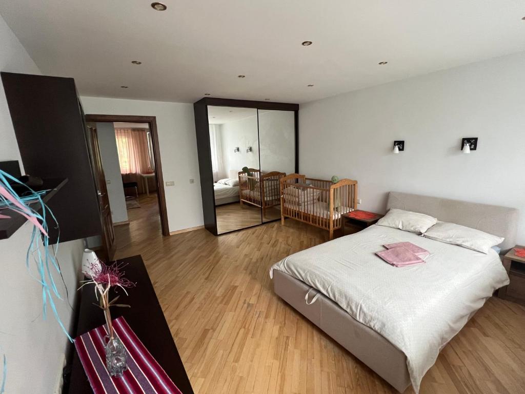 ELE 2 apartamentai | Apartment in Palanga, Lithuania