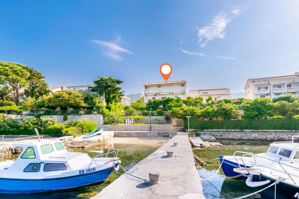 Apartments Biserka, Barbat na Rabu (updated prices 2025)