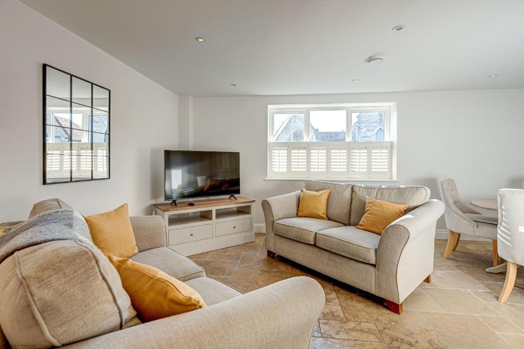 Friday Cottage, Wheatley – Updated 2023 Prices