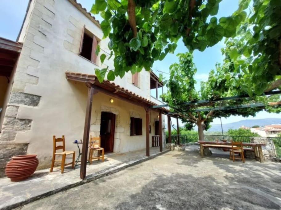 Traditional Stone House, Arménoi (updated prices 2025)