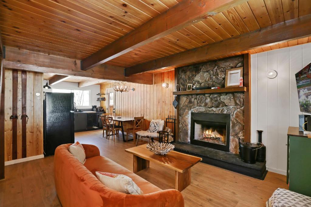 Le Chalet of Arrowbear Lake, Running Springs (updated prices 2026)
