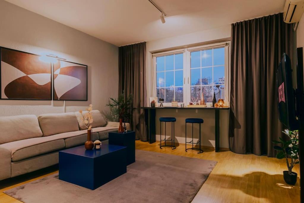 Etern Stays - Homy Apartment, Pristina (updated prices 2025)