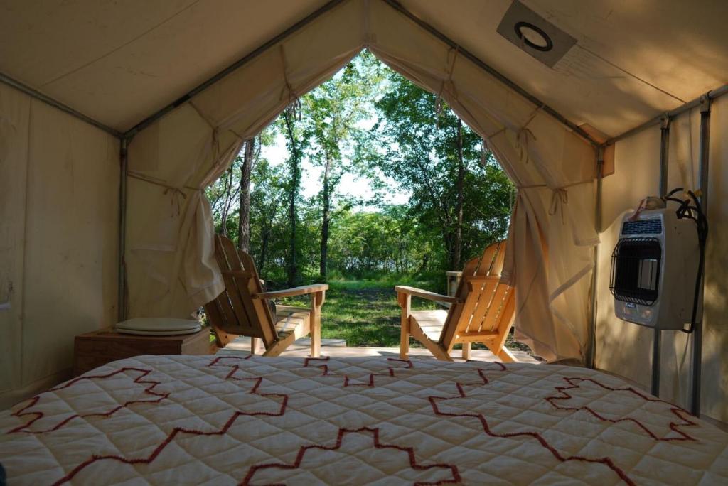 Tente de luxe Tentrr State Park Site - Nebraska Ponca State Park ...