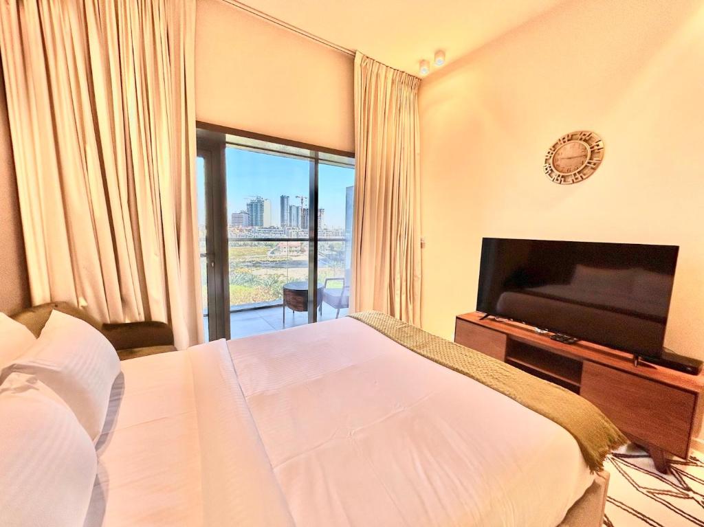 Apartment Spacious Studio with Balcony in Park View JVC, Dubai, UAE ...