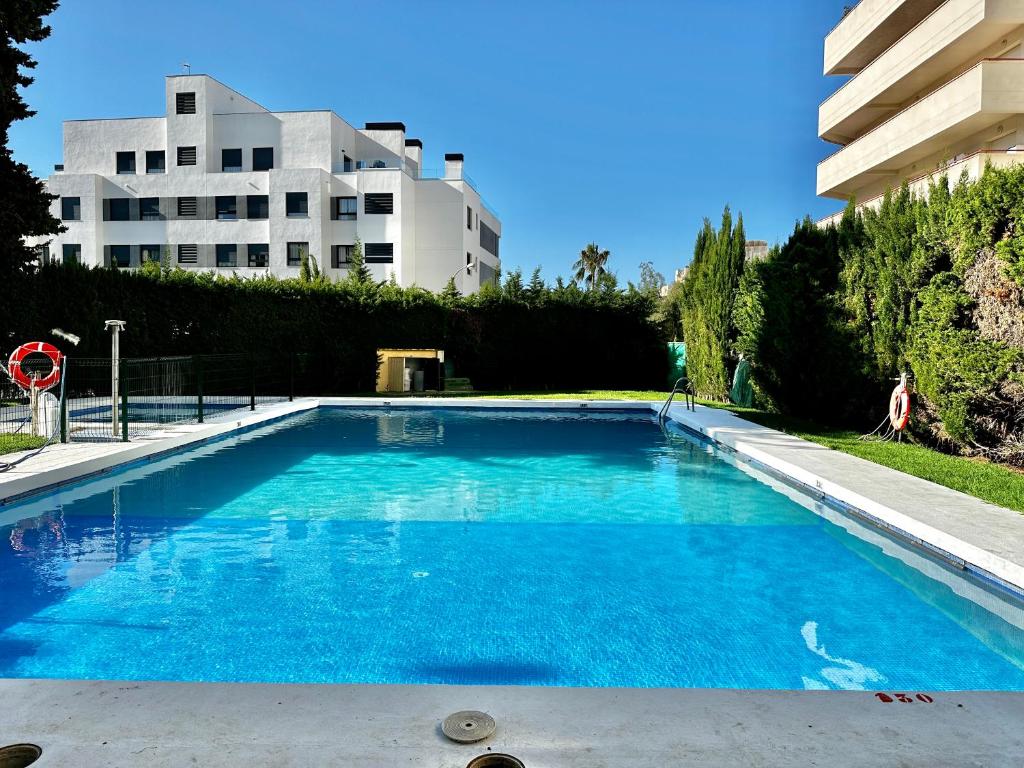 Atenas Center of Marbella - EaW Homes, Marbella (updated prices 2024)