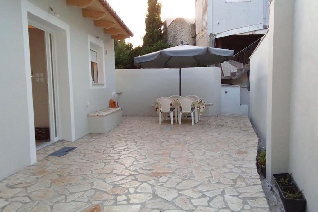 Δ5-Τα διαμερίσματα του δασκάλου, Filiatra (updated prices 2025)