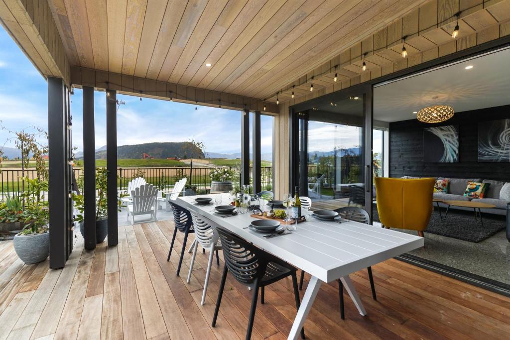 Cedar View, Wanaka (updated prices 2025)