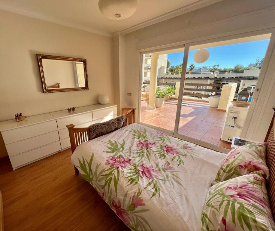 Apartment Paraíso en el Campanario, Estepona, Spain - Booking.com