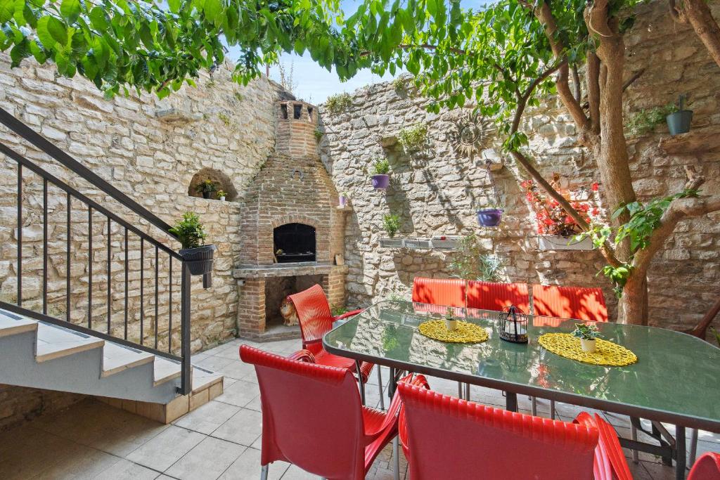 PULA HOSTEL, Pula, Croatia - Booking.com