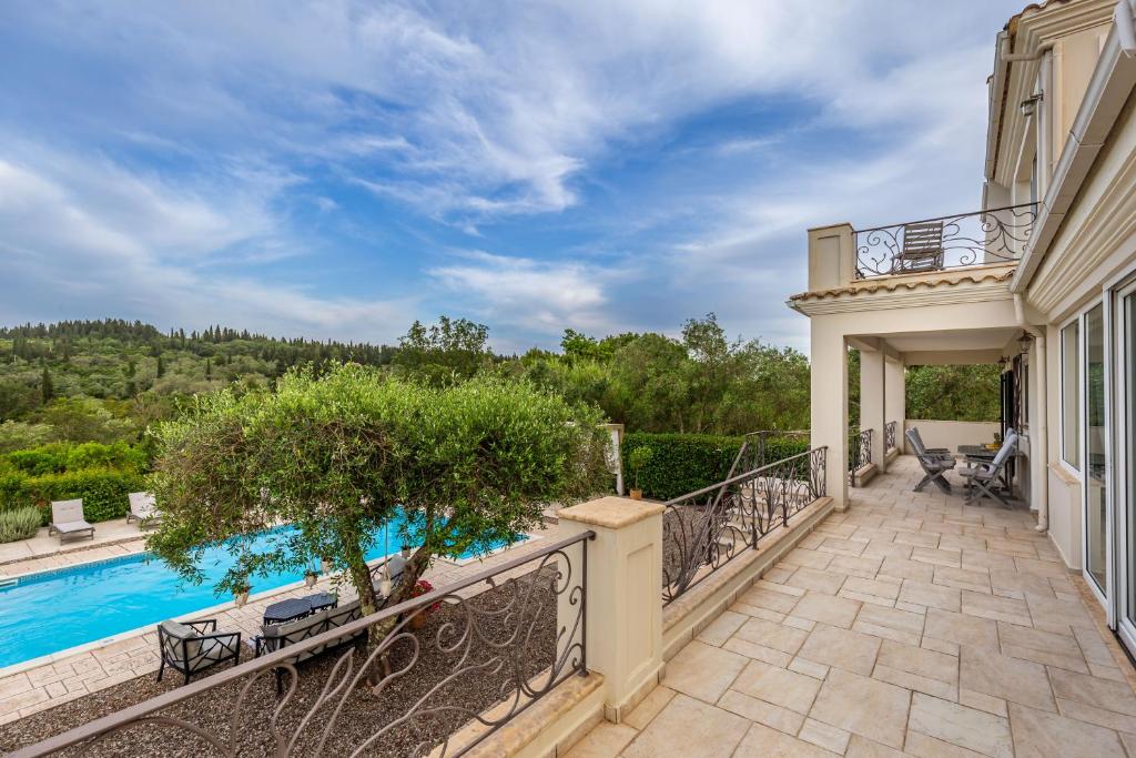 Luxury Villa Crystal