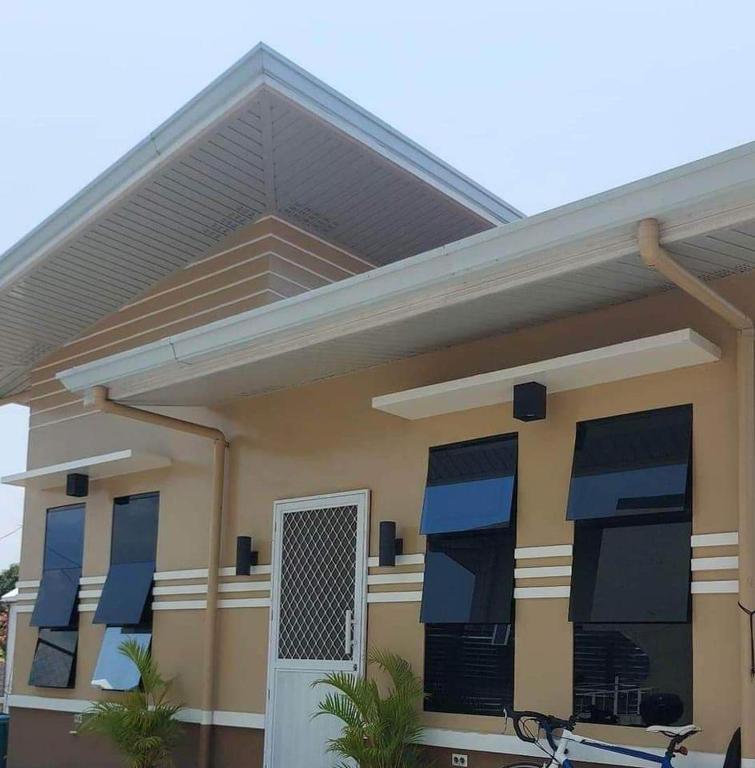 Holiday home Baladad Transient House, Pagdalagan, Philippines - Booking.com