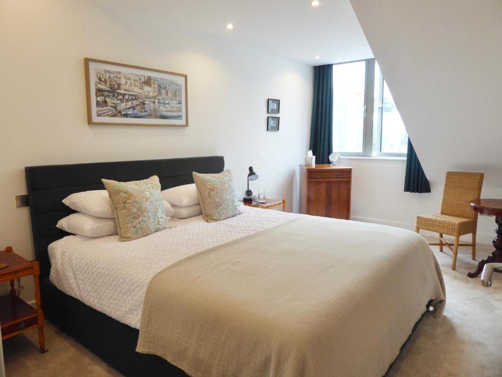 Springfield Court 12, Harrogate – Updated 2024 Prices