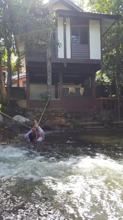 D'Impiana Riverview Chalet # Lenggong, Kampong Ulu Jepai (updated ...