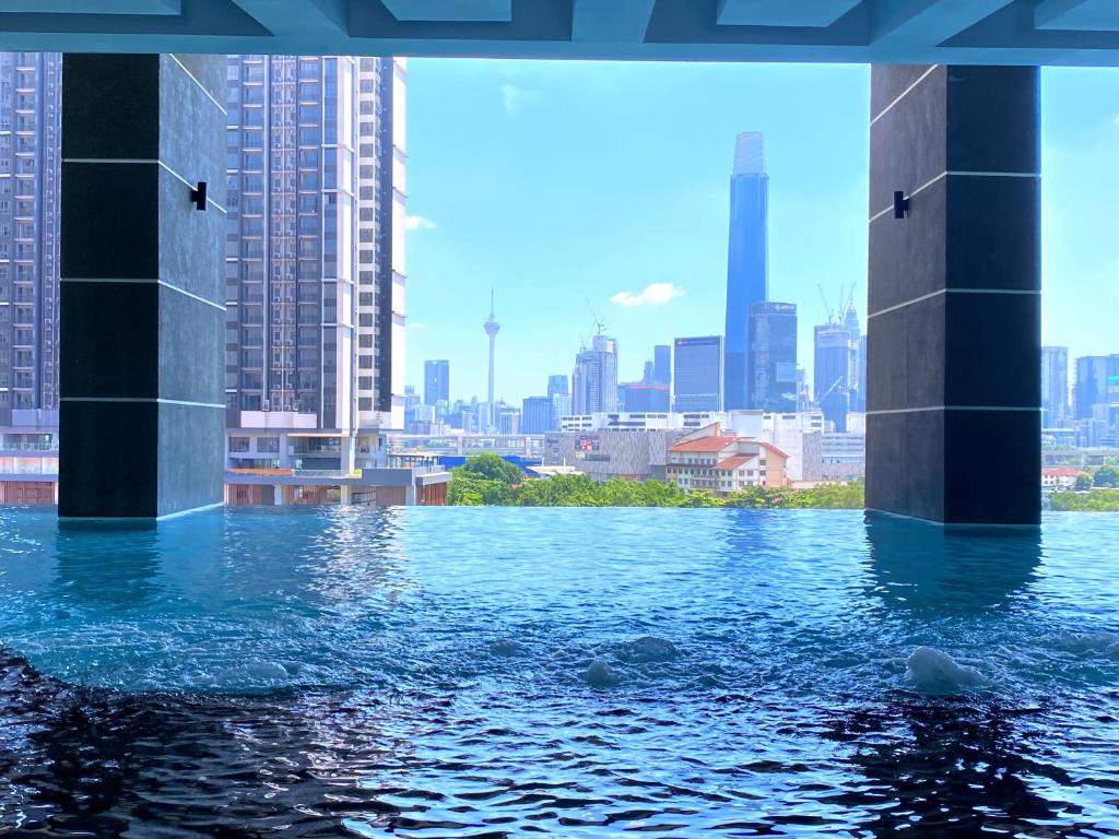 Lavile Homestay near Sunway Velocity and MRT Maluri by Iconique, Kuala ...