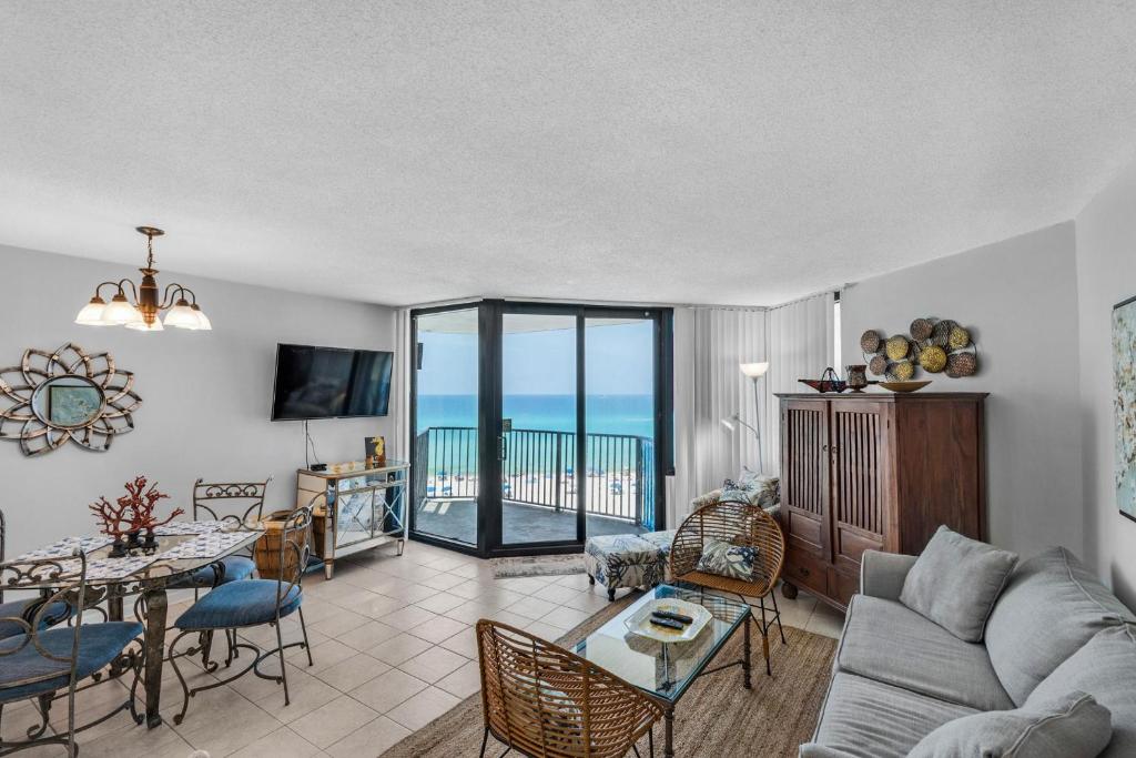 Sunbird 609E, Panama City Beach (updated prices 2026)
