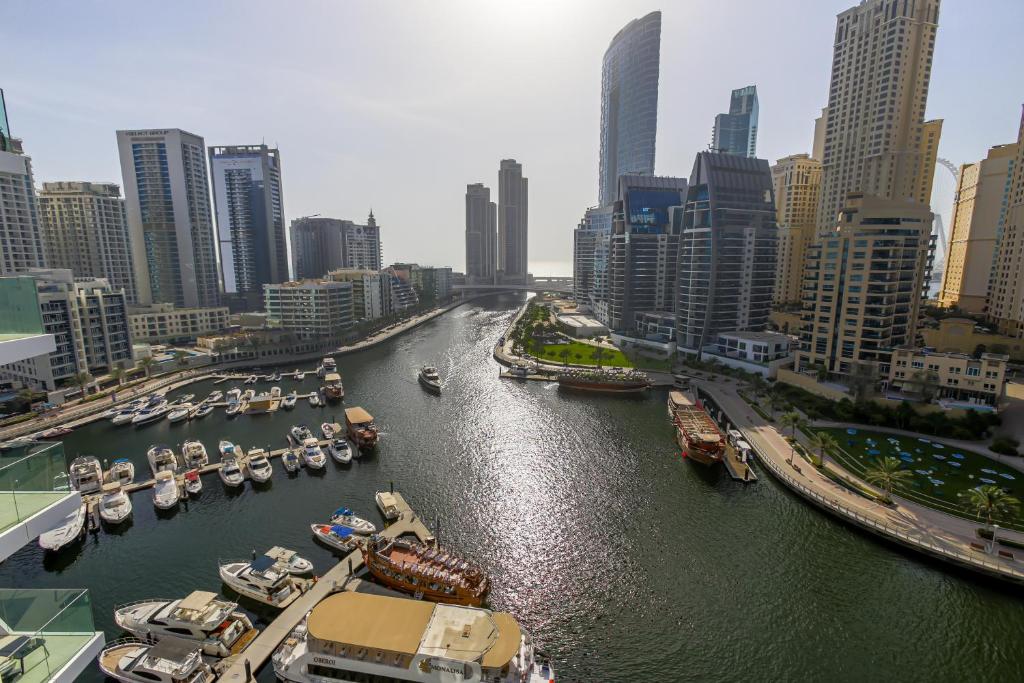 Gorgeous Marina views - Luxury Dubai Apartment, Dubai (updated prices 2025)