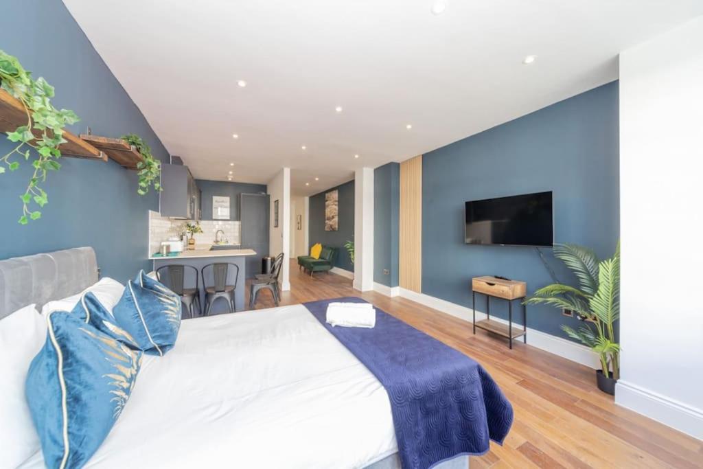 Special Offer Brighton City Centre Studio BN144CLA02, Brighton & Hove ...