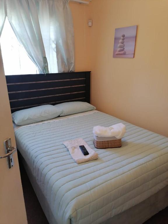 BUSIE BnB, East London – Updated 2024 Prices