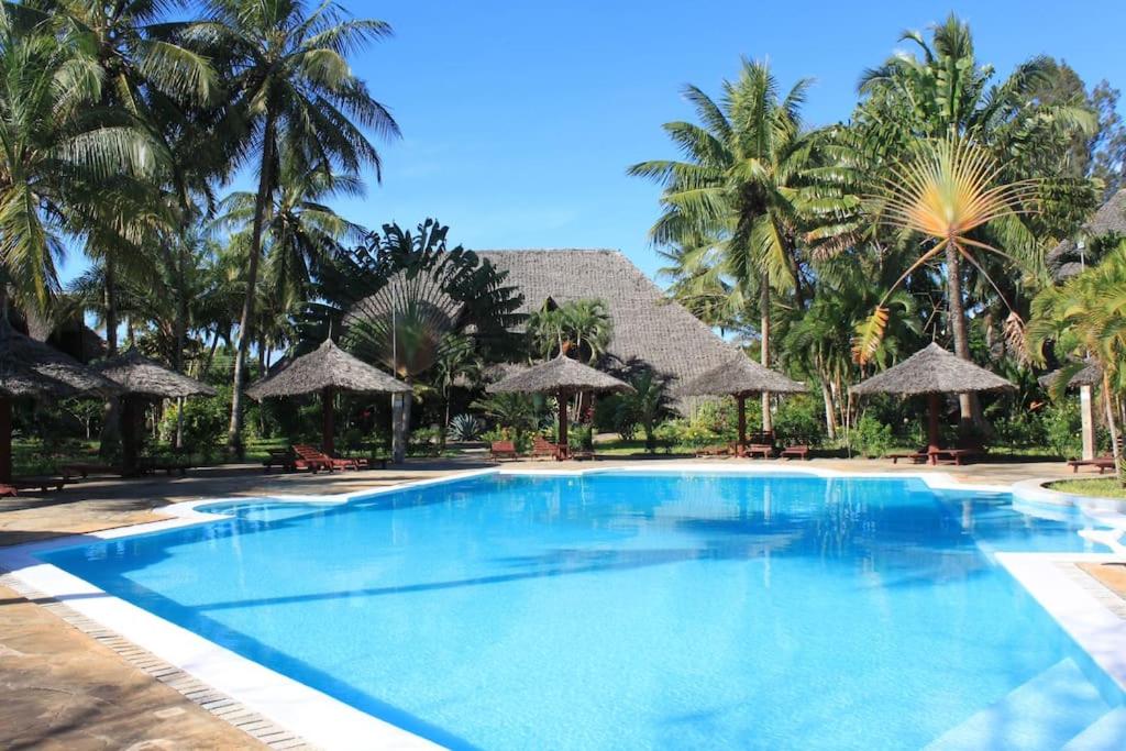 Villa Mama Gabriella - Luxury Villa with Pool in Diani Beach, Kenya ...