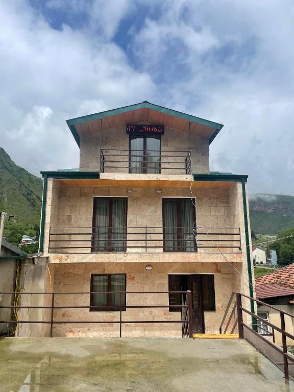 Hotel Shina, Stepantsminda (updated prices 2026)