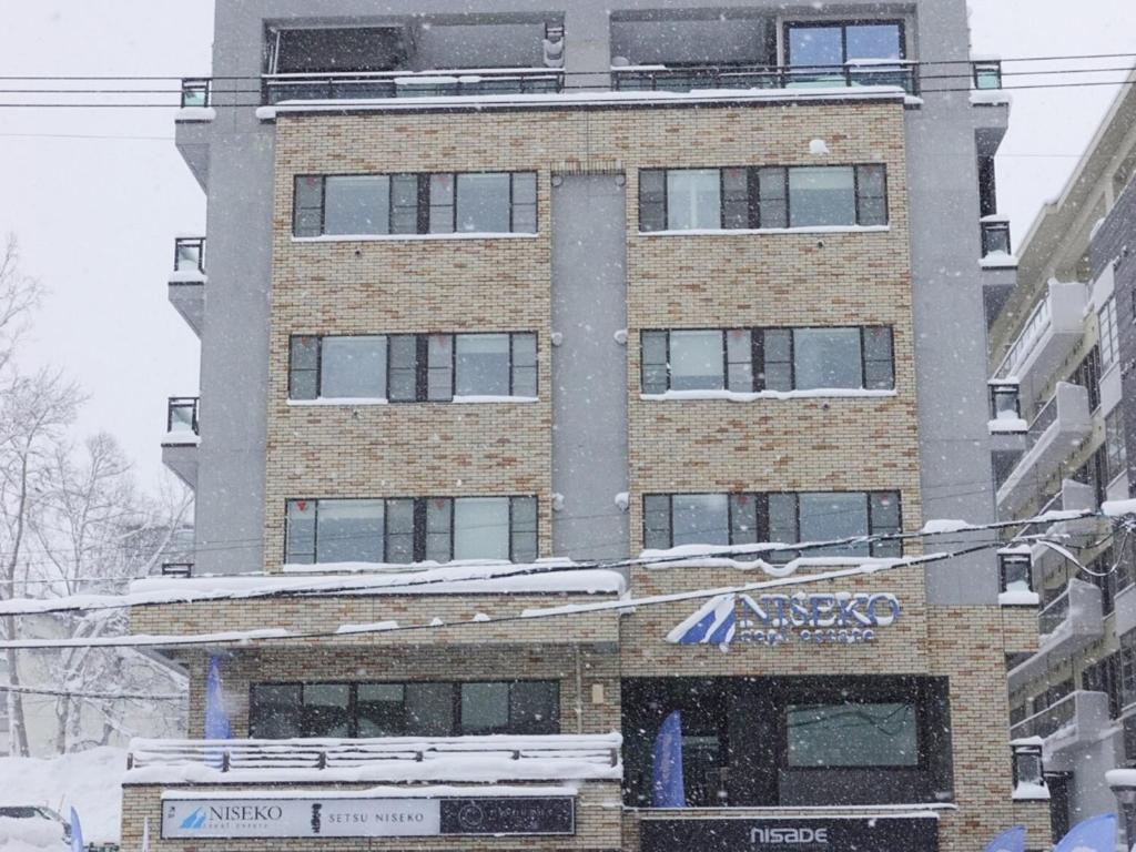 Mountainside Palace - Niseko
