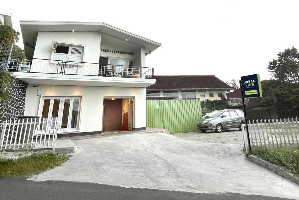 Urbanview Wisma Nirwana Tretes by RedDoorz, Pasuruan (updated prices 2025)